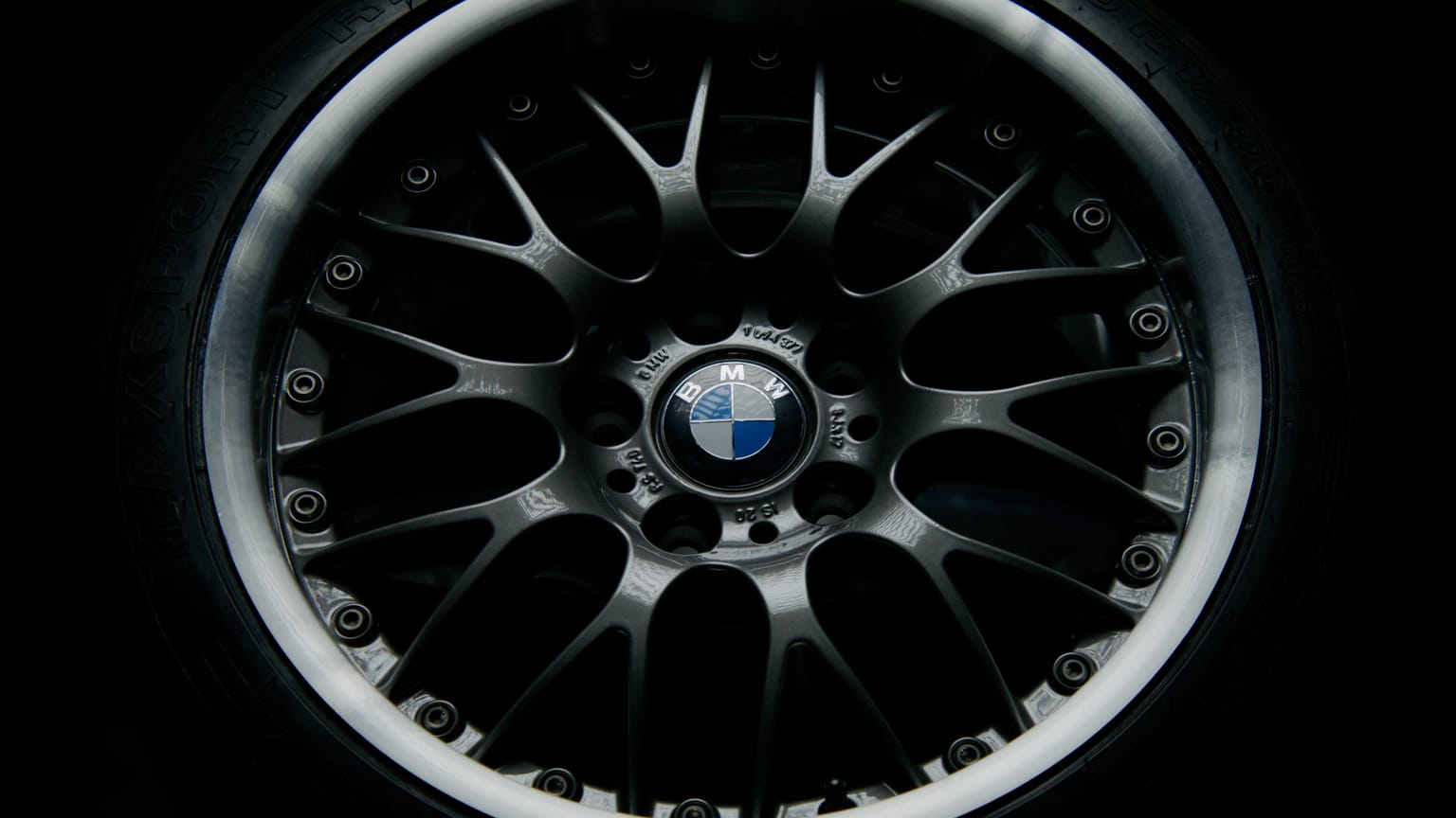 Explore Our Gallery - Bespoke Wheels Tailored To You | Rolling Rims