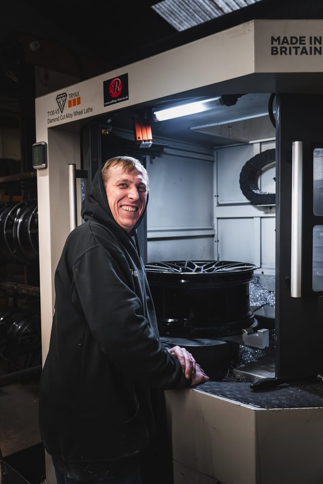 About Rolling Rims - Expert Alloy Wheel Specialists in Essex