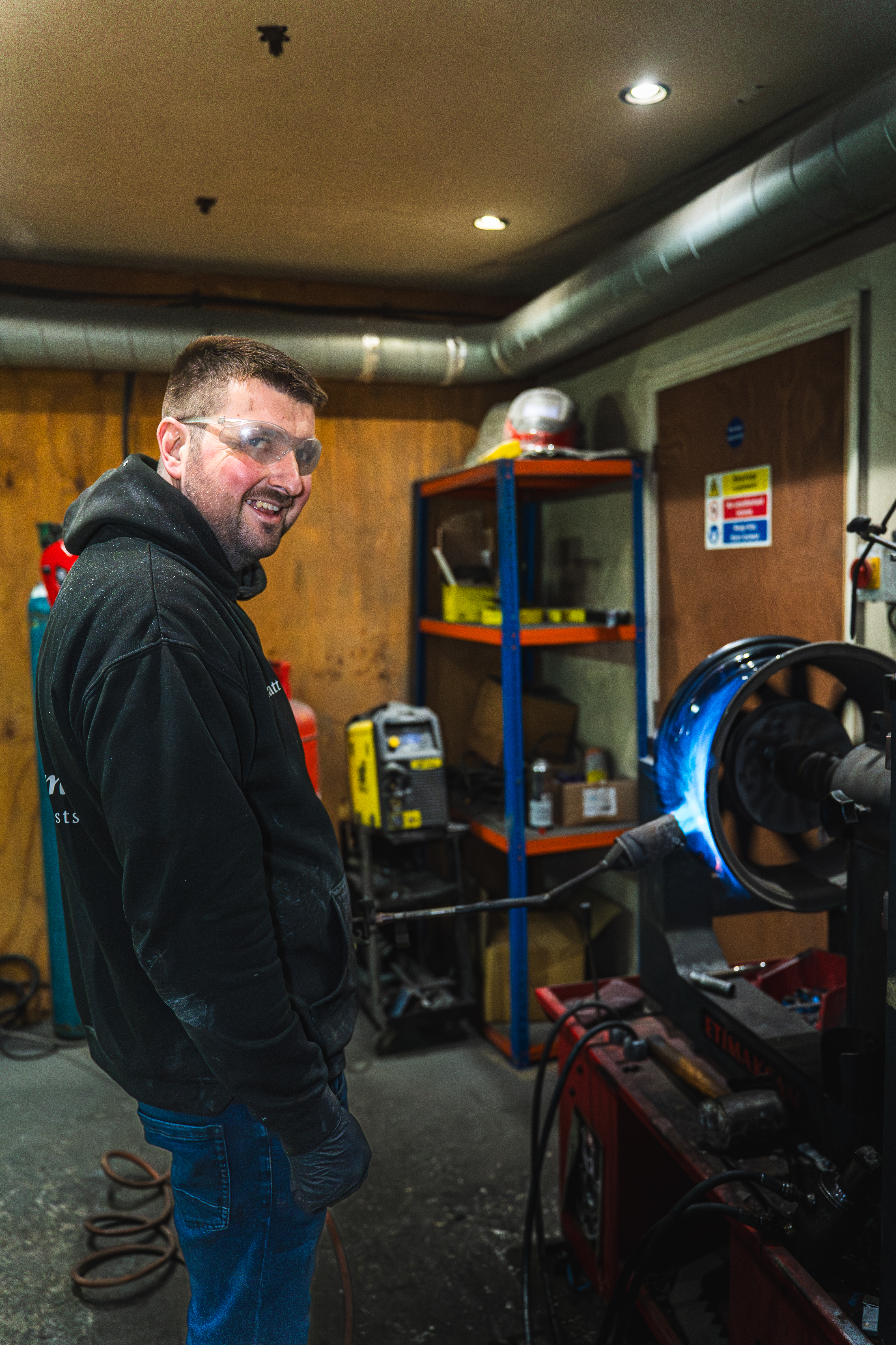 About Us | Rolling Rims